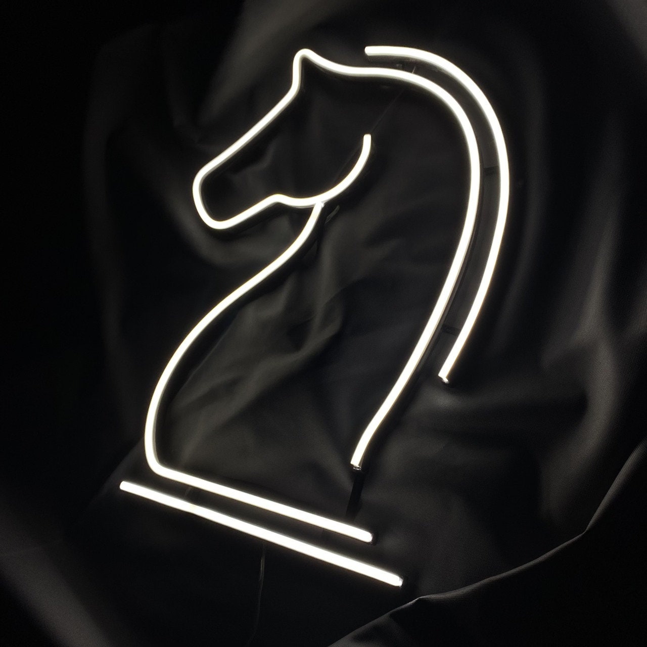 Chess Neon Light, Stately Chess Knight Neon Sign: Elegant Game Room ...