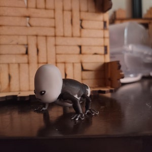 Hollow From Scavenger's Reign Figure - Etsy