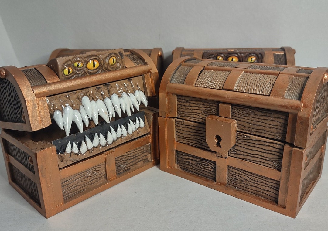 Morphing Mimic Box, Changes Into Mimic When Opened. Transforming Box ...