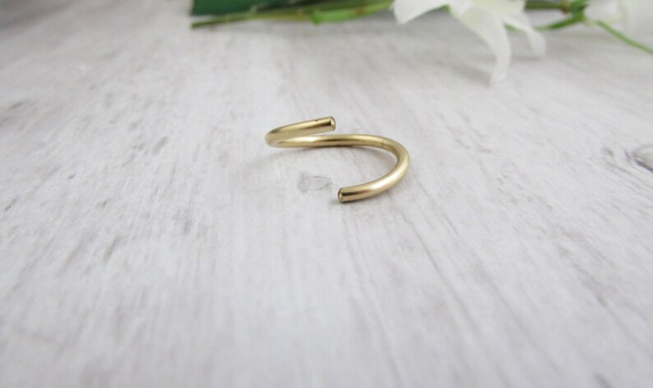 Thick Conch Earring, Simple Seamless Ring, Cartilage Ring, Conch Hoop ...