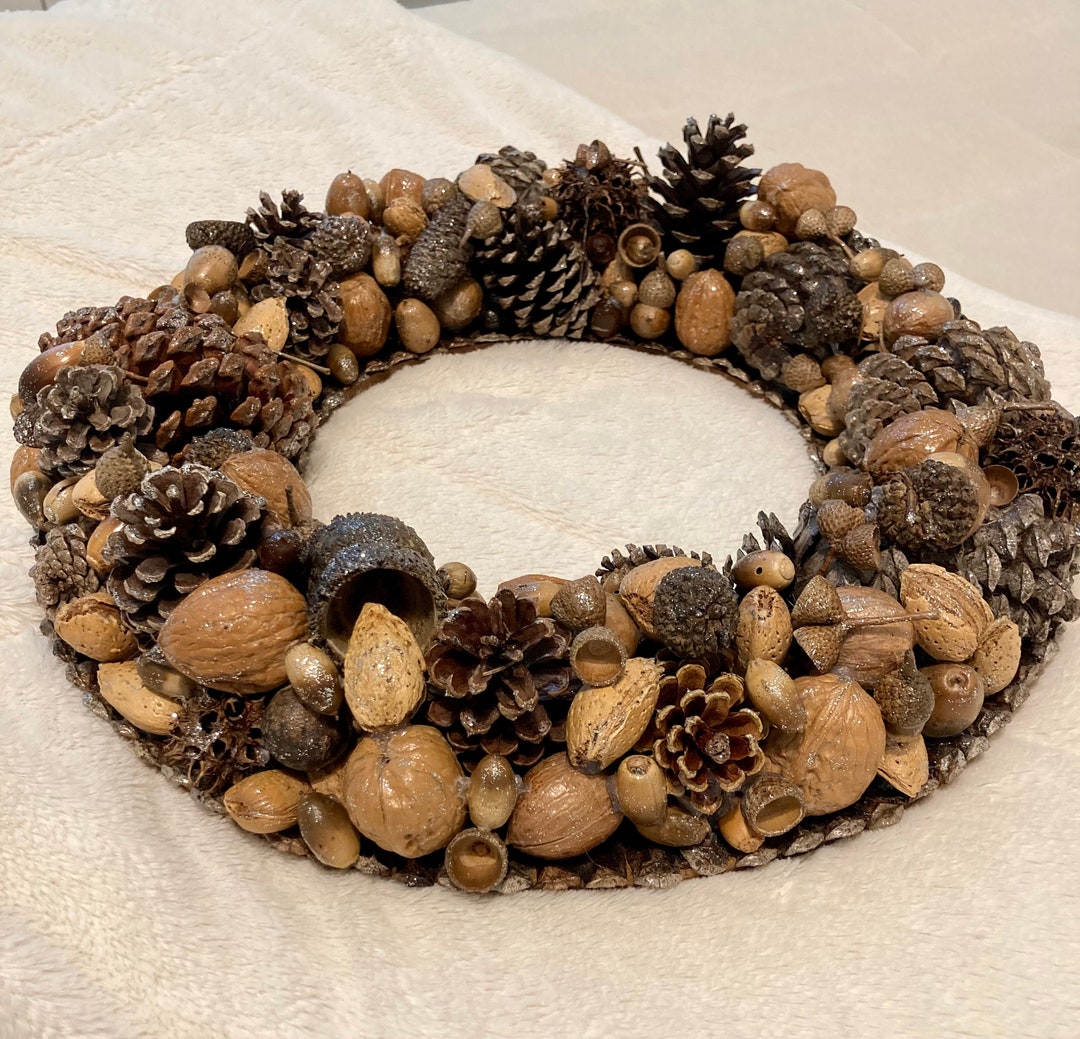 Holiday Nut Wreath - Etsy