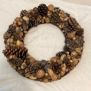 Holiday Nut Wreath - Etsy