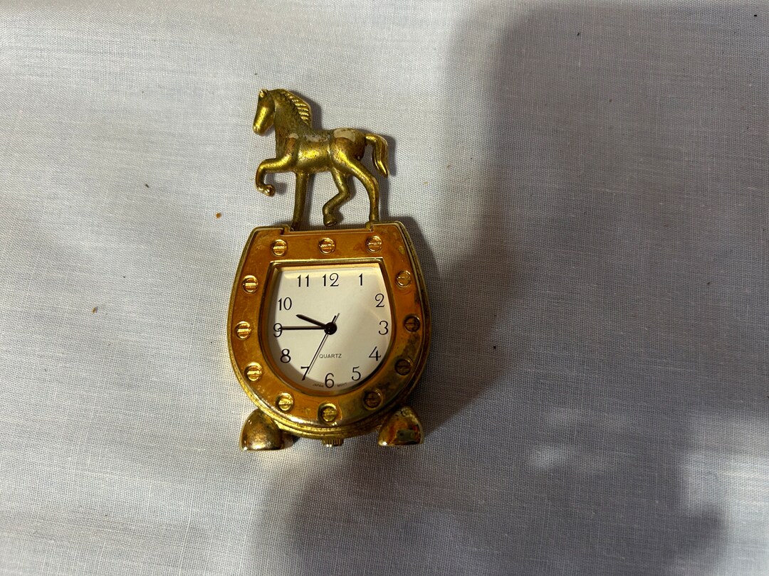 Unique Desk Clock Featuring a Horse and Horseshoe - Gold Tone - Etsy