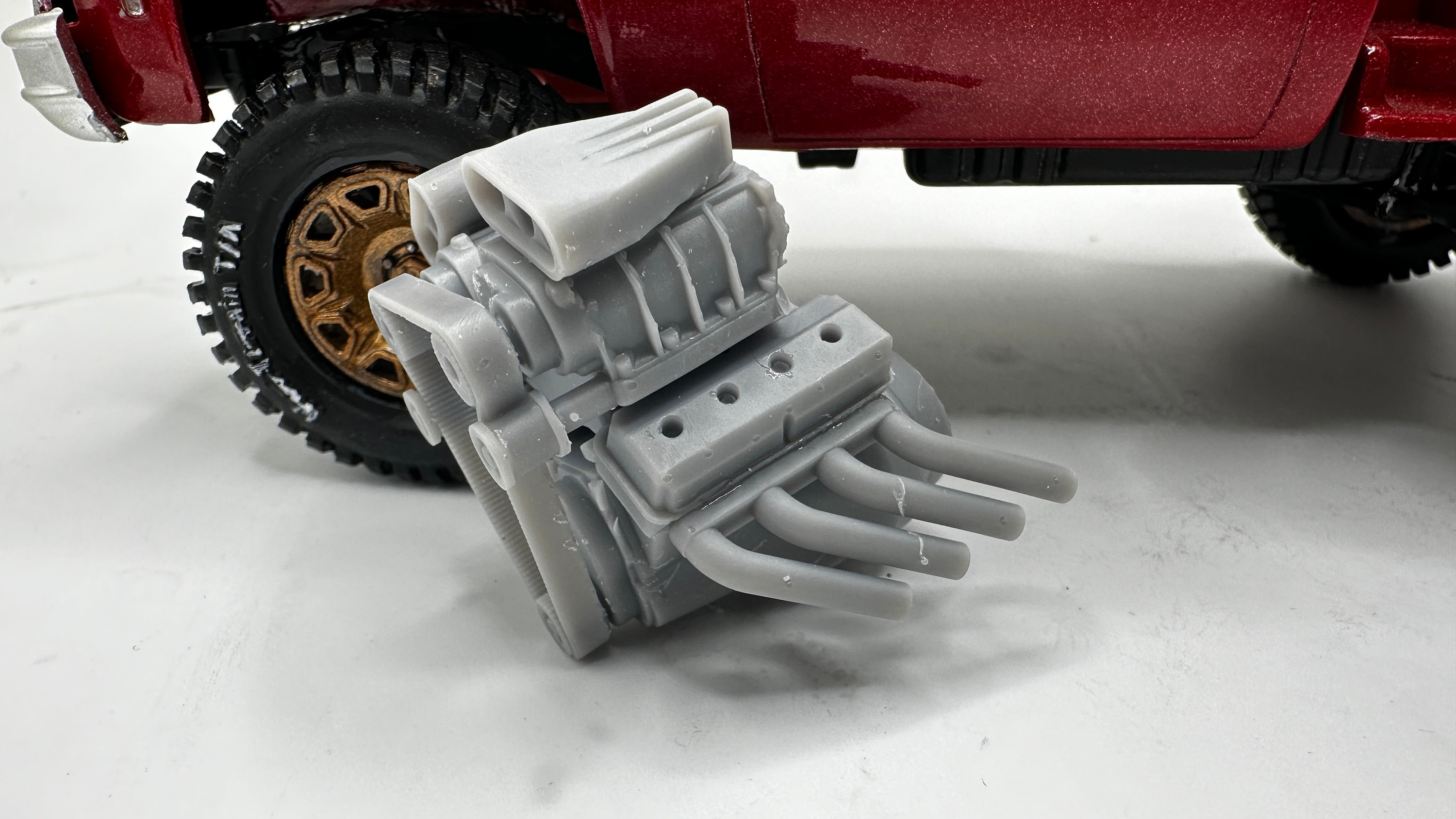 1/25 Scale, Dual Supercharger, Hemi Engine 3d Printed. This Engine Does ...