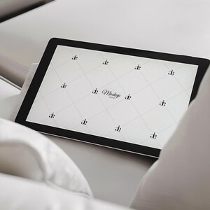 IPad Screen Mockup, Modern iPad Mockup, Web Design Branding Mockup ...