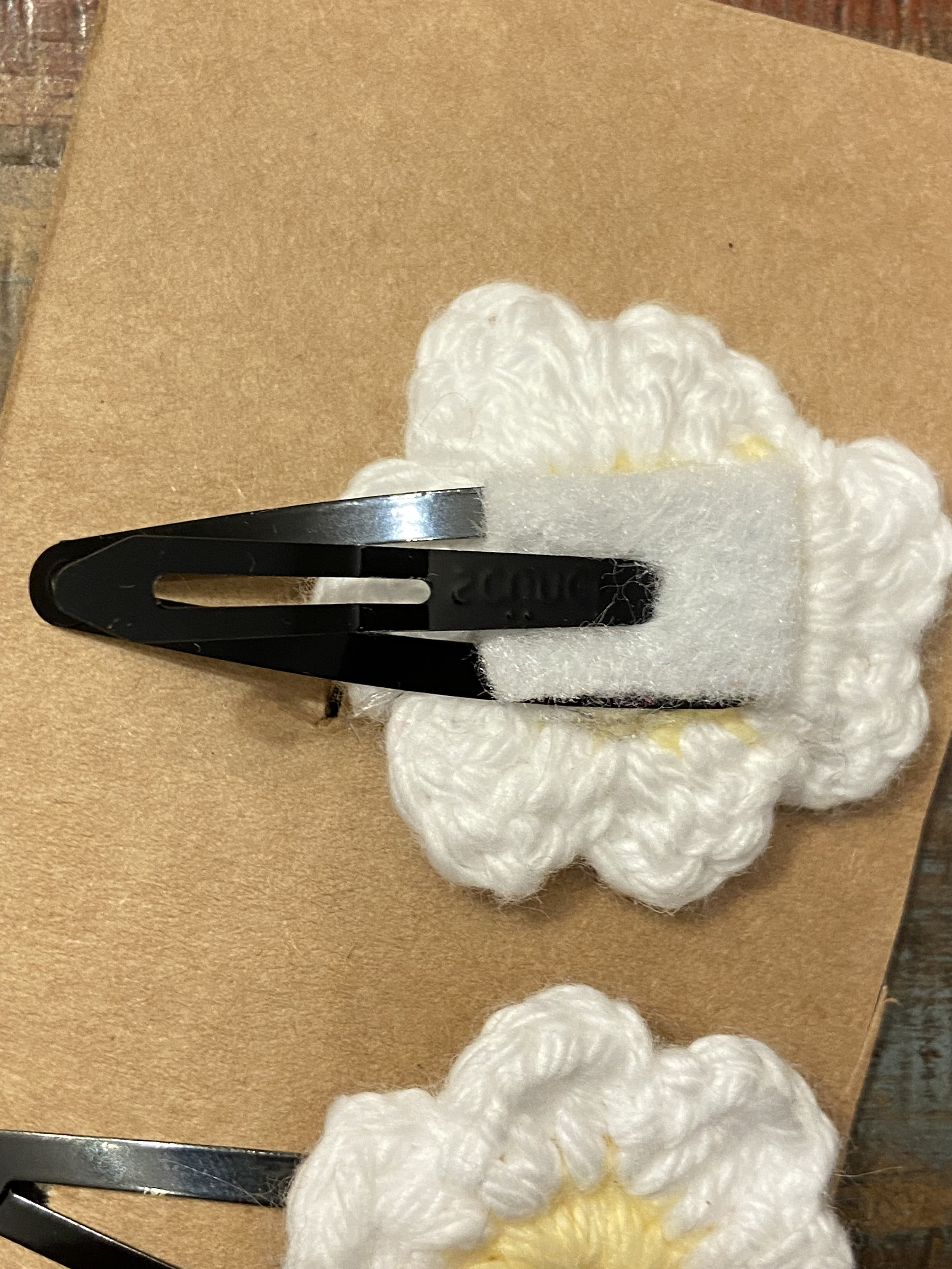 2 Crochet Hair Snap Clips Sunflower, Daisy, Leaves, Durable Hair Clips ...