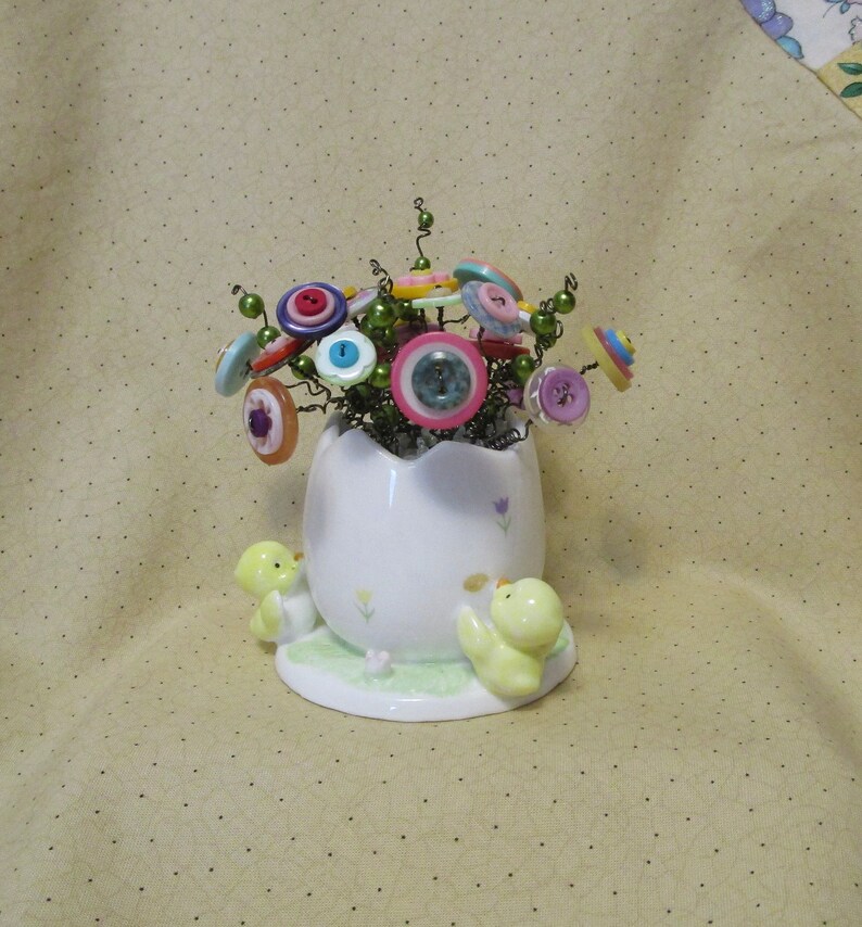 Button Bouquet, Ceramic Egg Vase With Baby Chicks, Easter, Home Decor ...