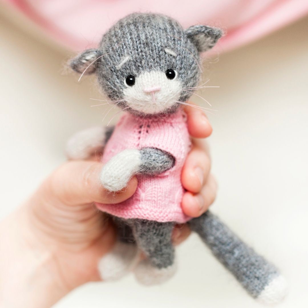 Knitted Kitten Tiny, Amigurumi Pattern, Knitted Cat, Knitted Toy ...