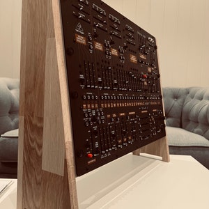 Behringer 2600 Stand in Oak - Etsy