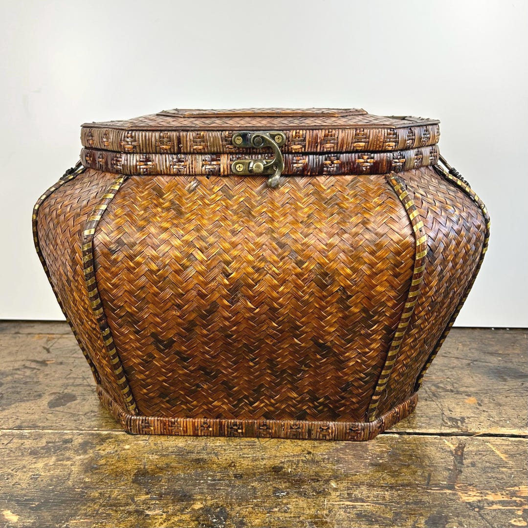 Vintage Bombay Company Large Herringbone Rattan Wicker Lidded Chest ...