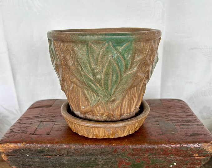 Vintage Mccoy Pottery Leaves and Berries Flowerpot With Attached Saucer ...