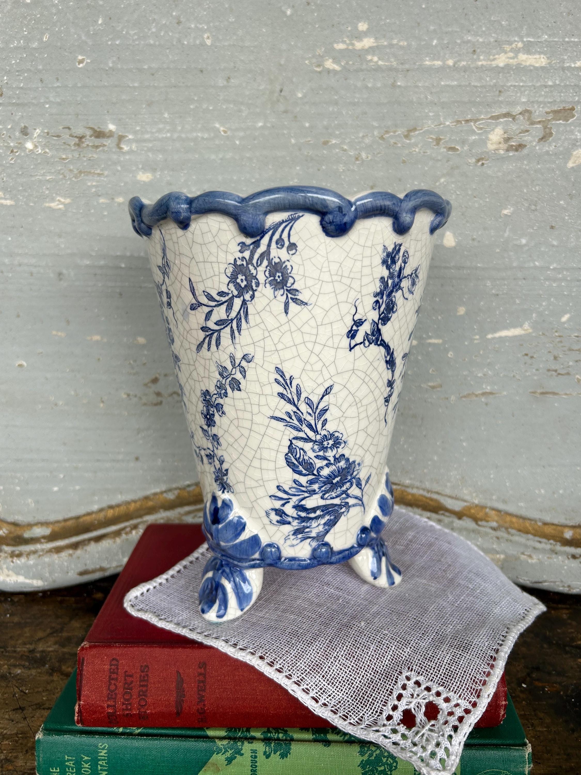 Vintage Blue and White Toile Footed Vase With Crackle Glaze - Etsy