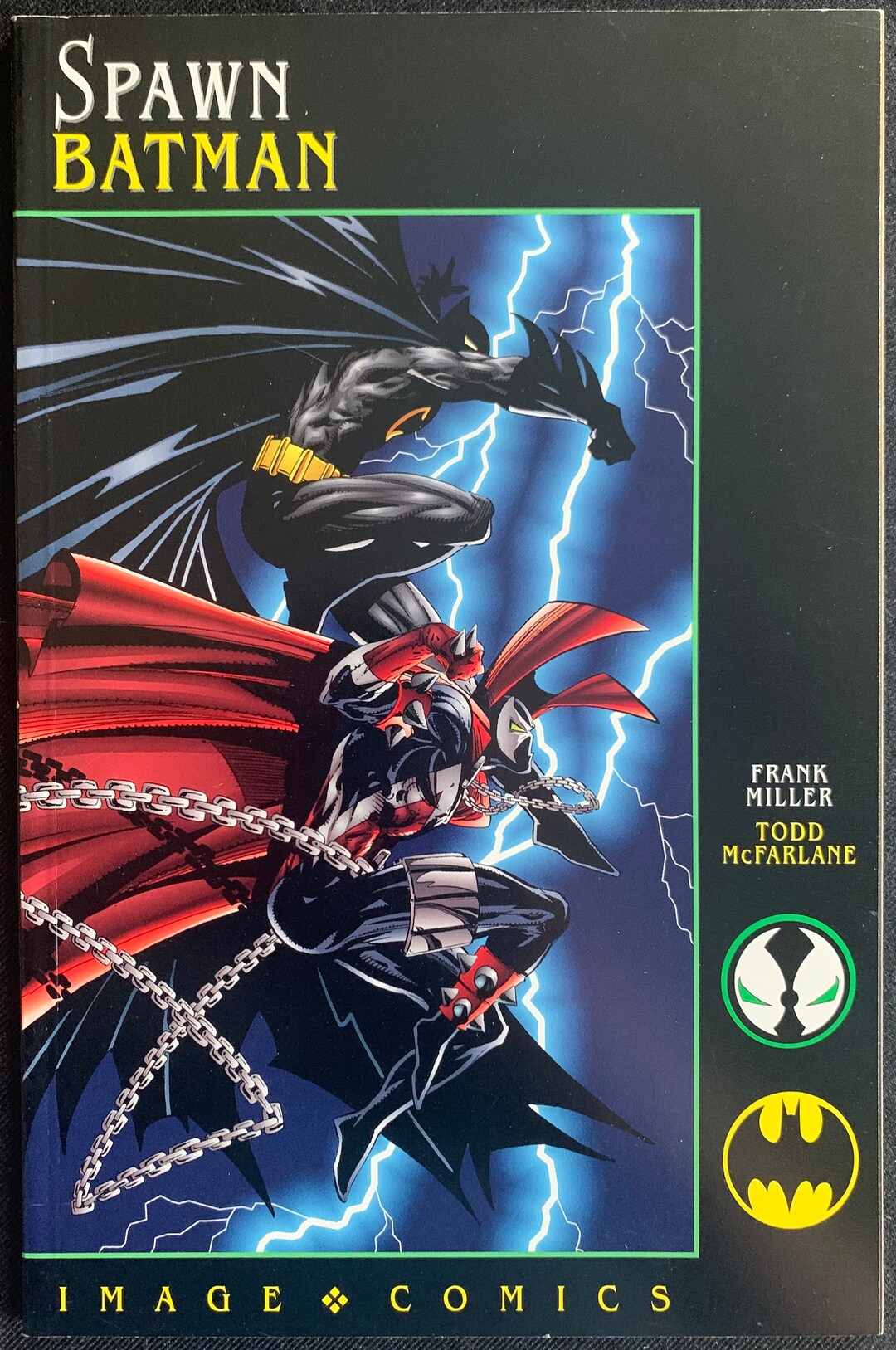 Spawn/batman one Shot1994 Written by Frank Miller as Dark Knight ...