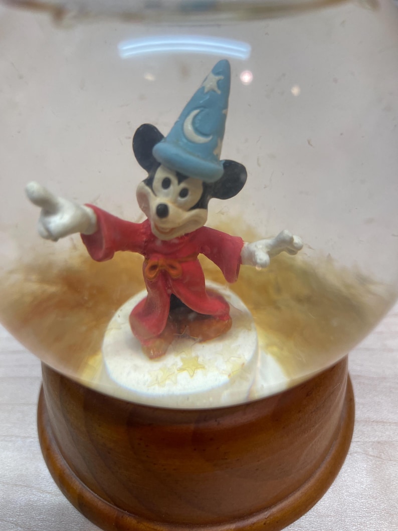 NE the First Limited Edition Disney Crystal Snow Globe Collection Micky ...