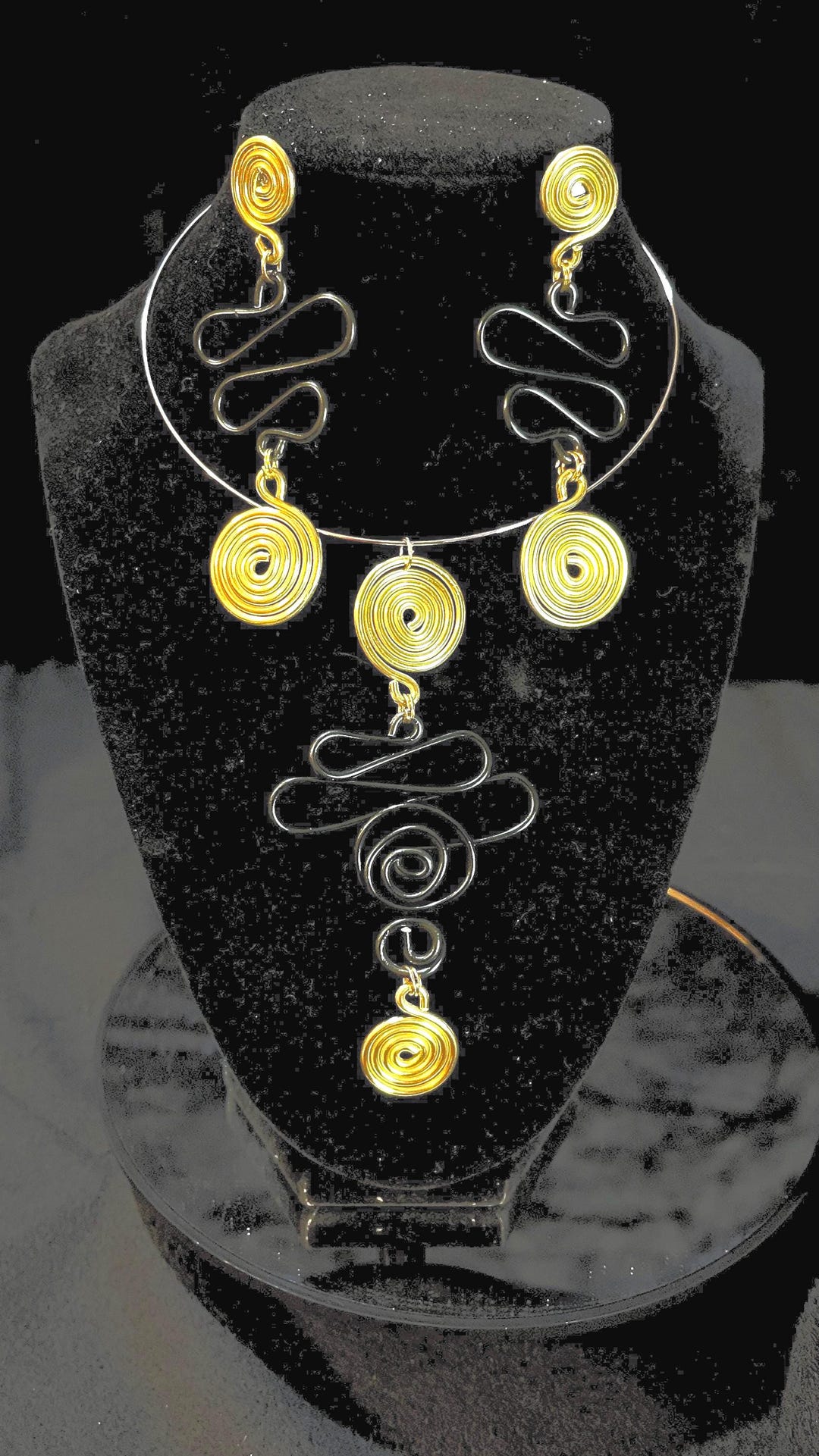 Blackened Turks Aluminum Wire Choker and Earrings Set Afrocentric ...