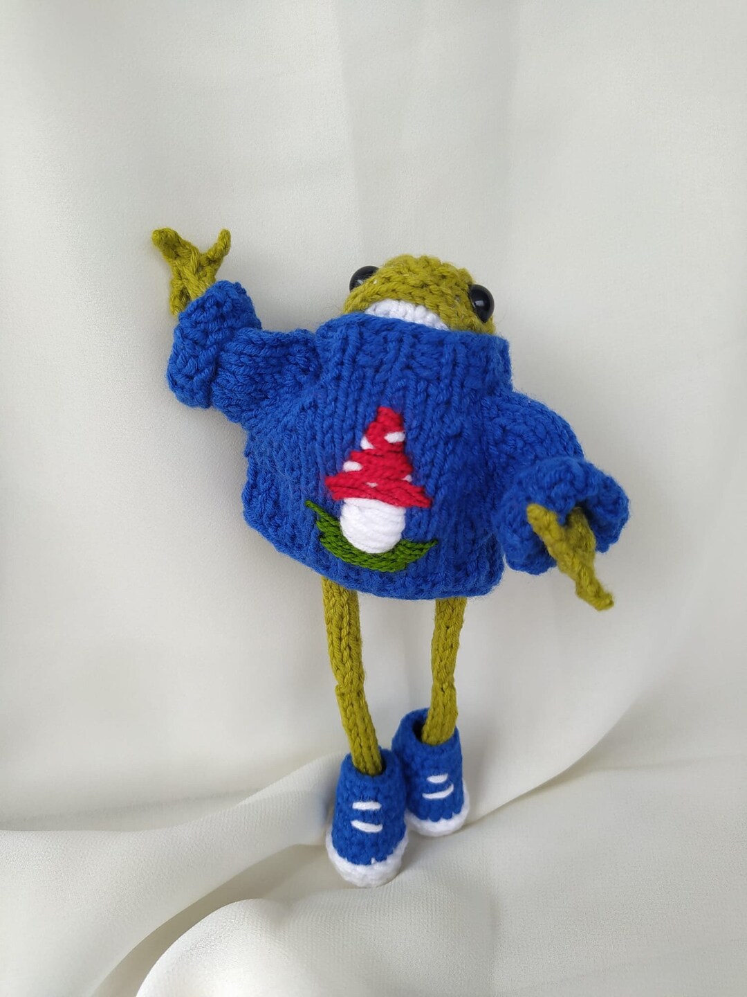 Cute Crochet Frog, Froggie's Mushroom Sweater, Green Frog Knitted ...