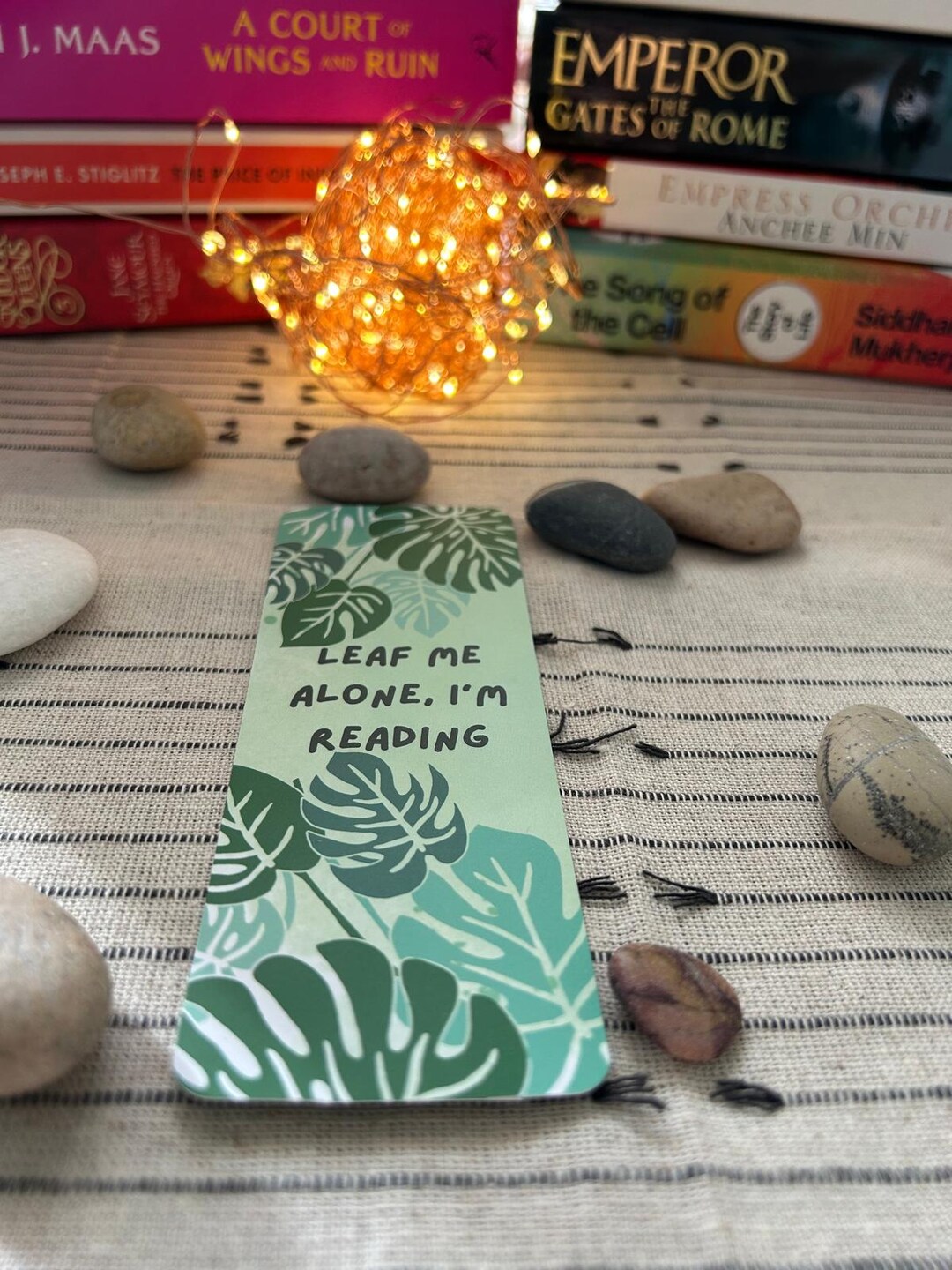 Monstera Leaf Bookmark: "leaf Me Alone, I'm Reading" | Book Lover Gift ...