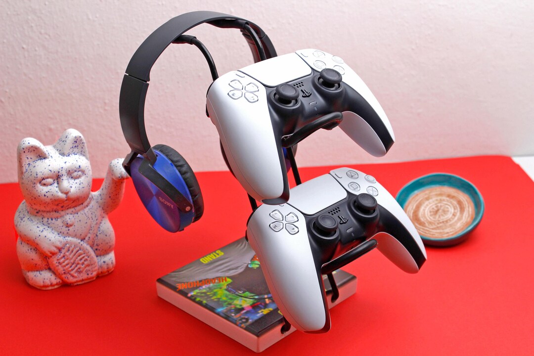 Custom Printed Gaming Stand, Handcrafted Console Controller and ...