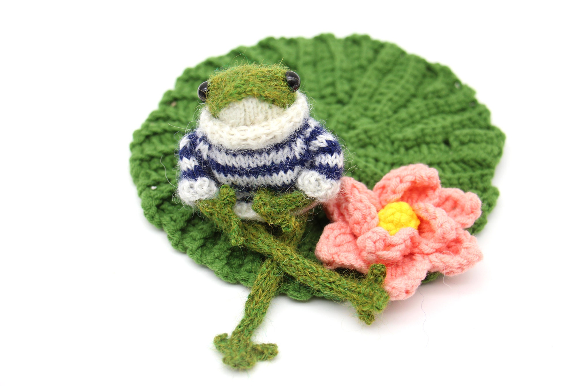 Cute Frog With Sweater,crochet Frogs,pilous Striped Frog,green Knit ...