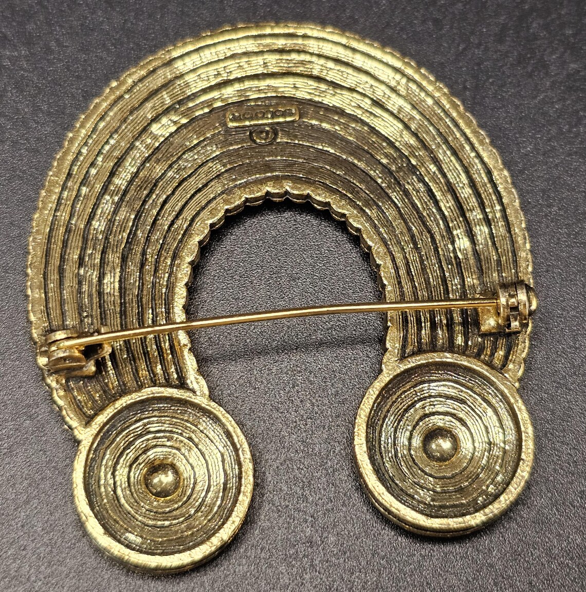 Vintage Soloor Rare Goldtone Black Red Enamael Unique Style Pin ...