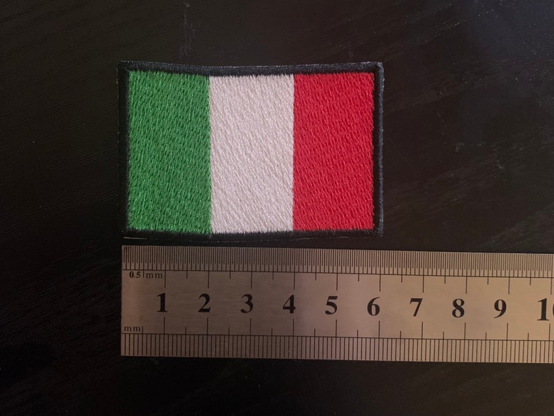 Badge, Italy Patch, Iron on Embroidered Italian Flag - Etsy