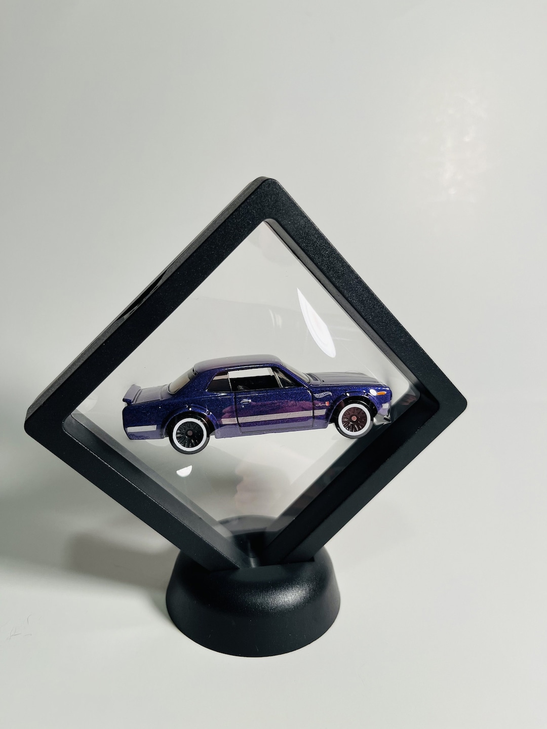 Hot Wheels Showcase, Floating Display, Protective Case, Collectibles ...