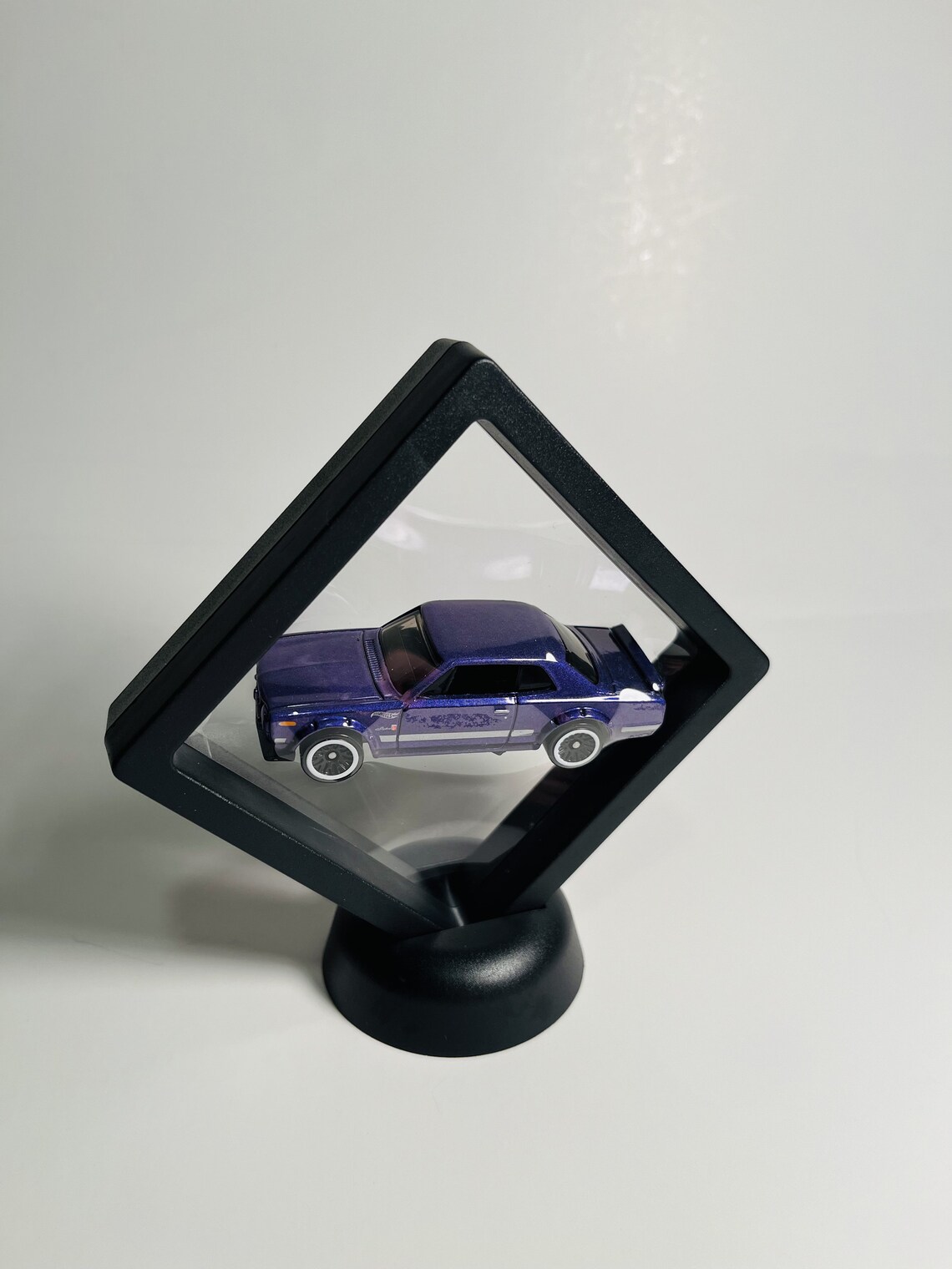 Hot Wheels Showcase, Floating Display, Protective Case, Collectibles ...