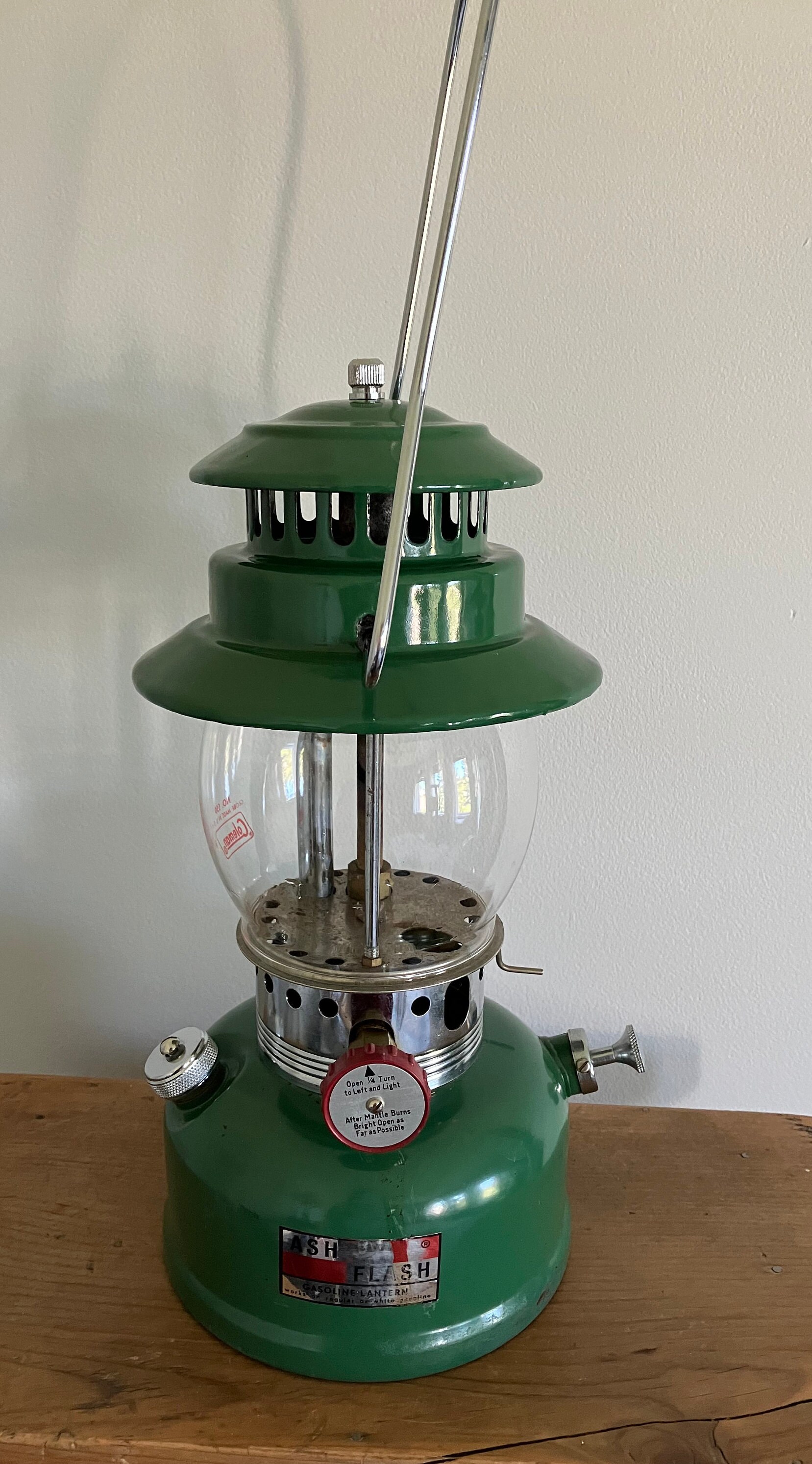 Vintage Ash Flash 1010 Lantern. Gasoline Lantern, Single Mantle, Globe ...