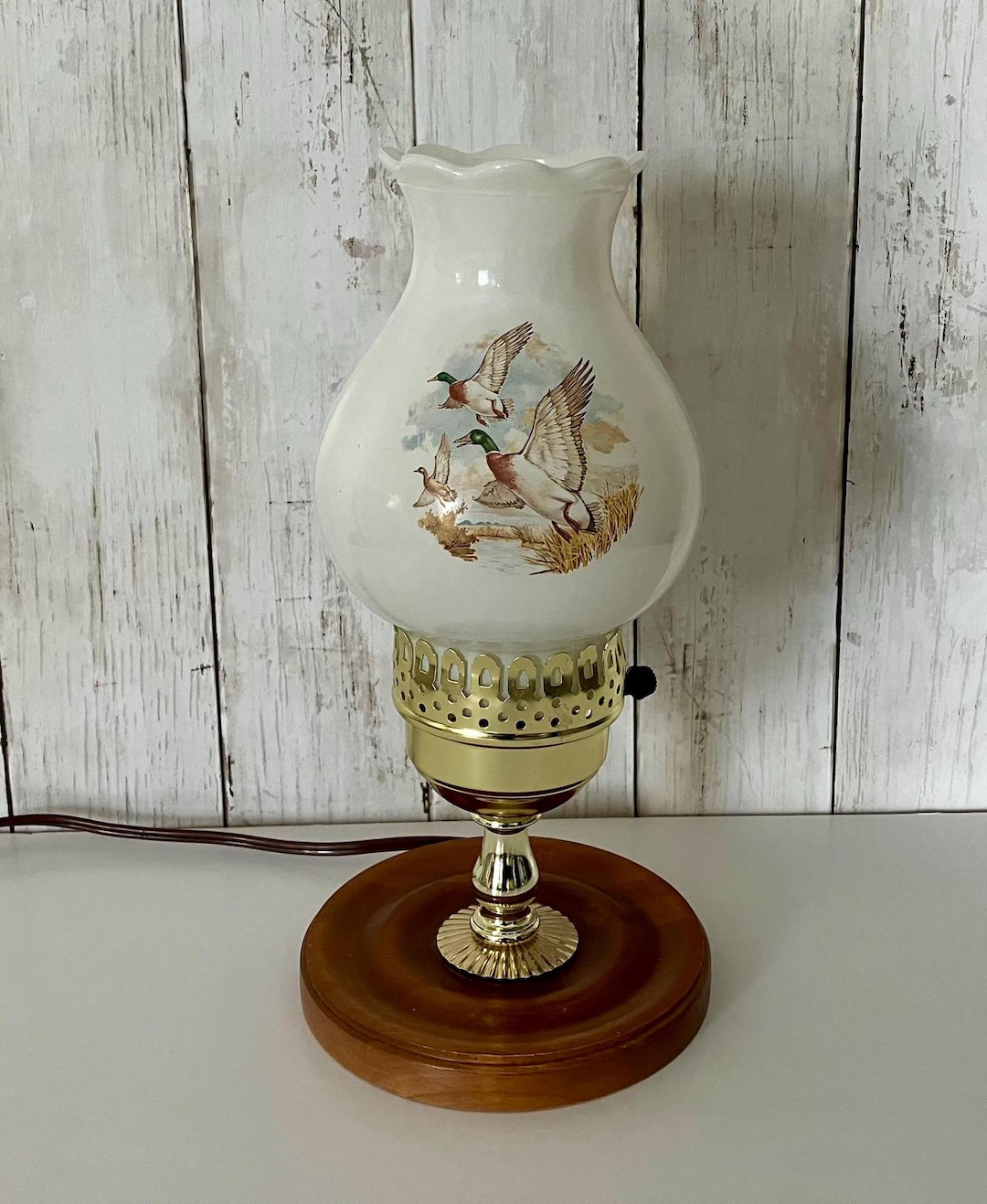 Vintage Hurricane Lamp With Ducks and Wooden Base. Electric Hurricane ...