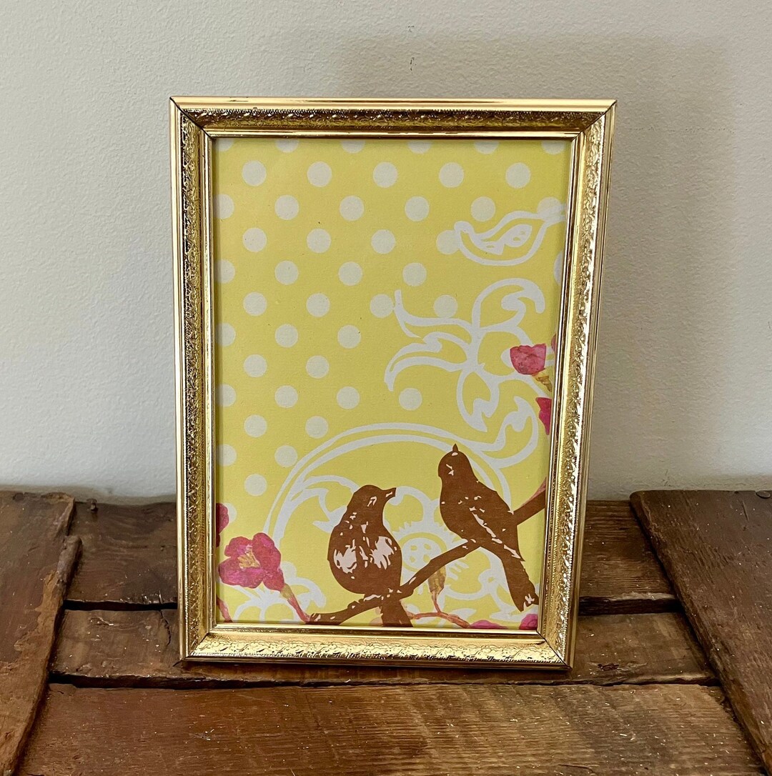 Metal Picture Frame. Vintage 5 X 7 Gold Tone Photo Frame. Easel Back ...