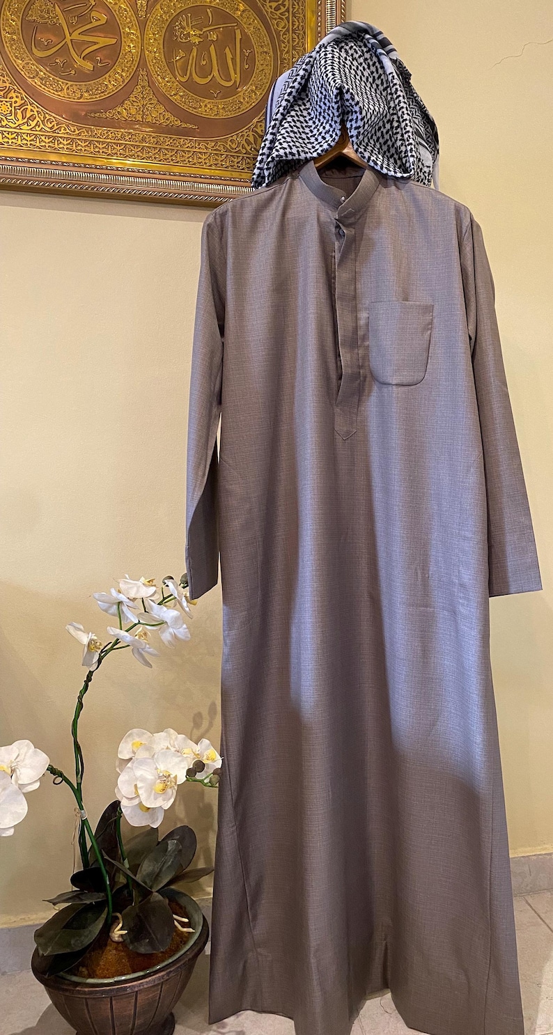 Thobe for Men: Jubba Kuwaiti Emirati Style for Men Size 54 to 60 - Etsy
