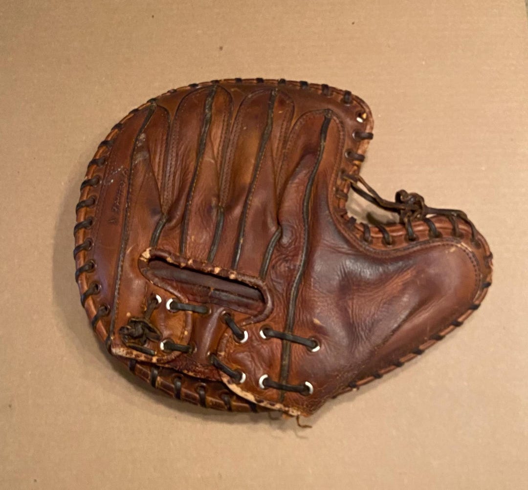Vintage Leather 40's Catchers Mitt...frankie Pytlak "rabbit" Glove - Etsy