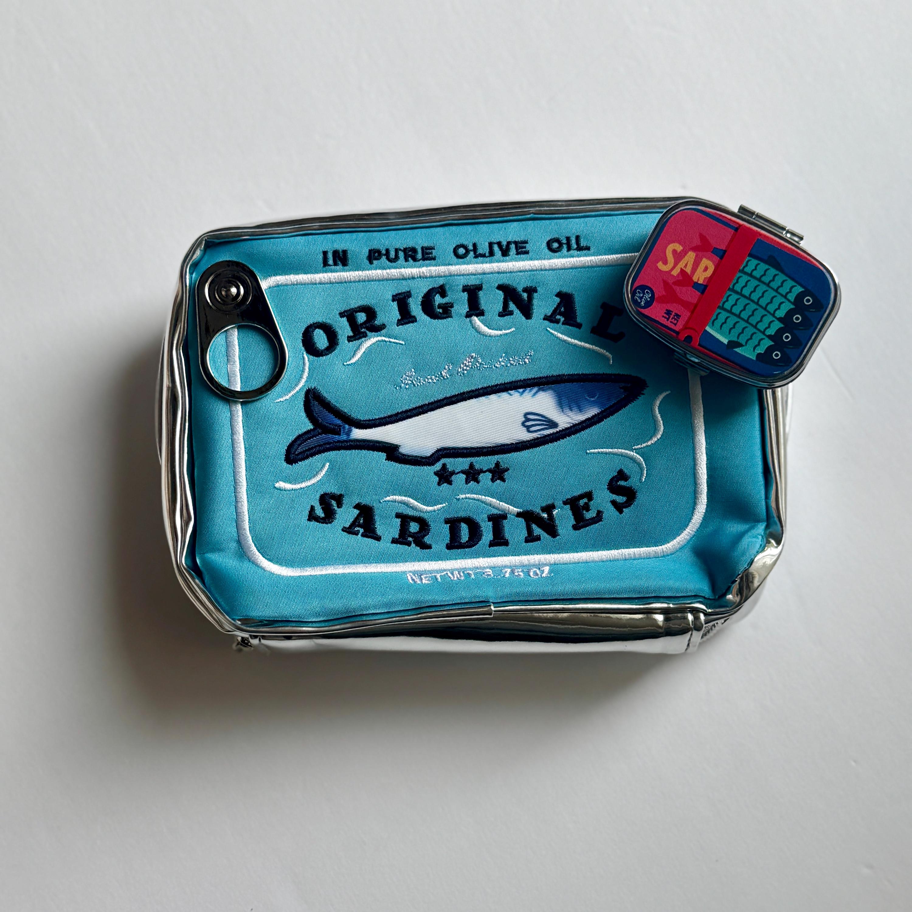 Sardine Toiletry Bag Engraved Pill Box: Tinned Fish Sardine Zip Clutch ...
