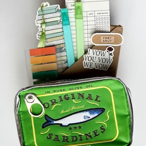 Blind Date With a Book Annotation Kit Sardine Gift Book Lovers Gift Box ...