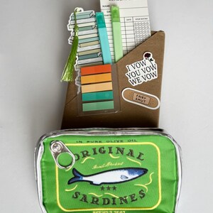 Blind Date With a Book Annotation Kit Sardine Gift Book Lovers Gift Box ...