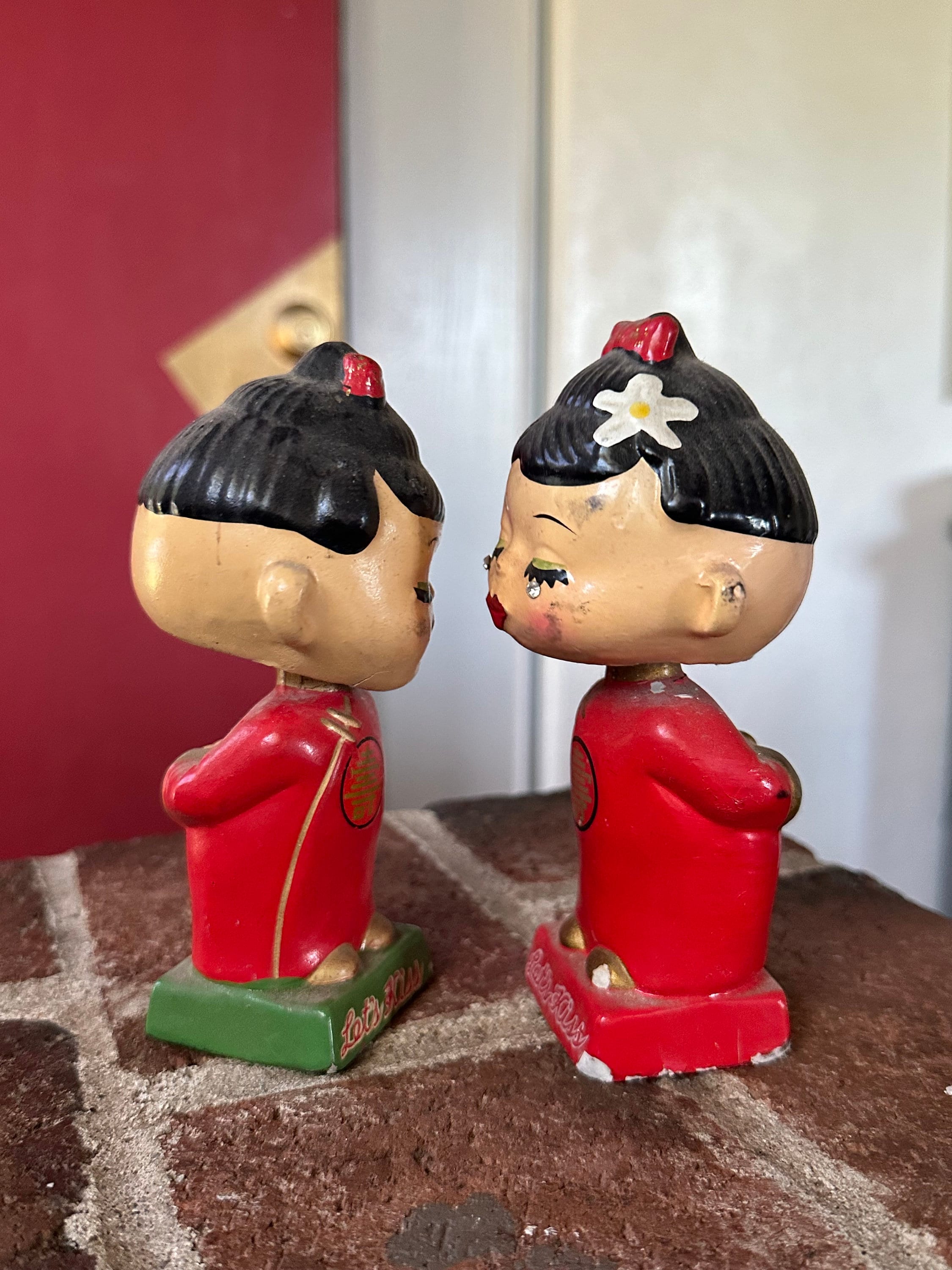 Vintage Asian Kissing Bobble Heads - Etsy