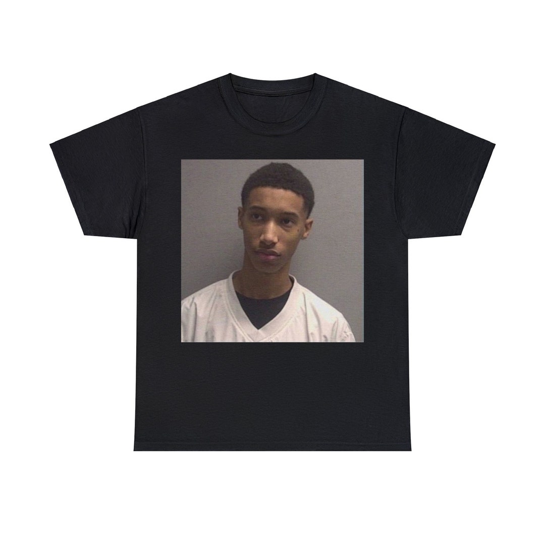 Autumn! Twinuzis Mugshot T-shirt - Etsy