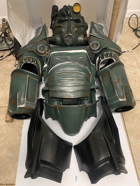 Life-sized T-45d Power Armor Front Belt/pelvis pre-war Military Green ...