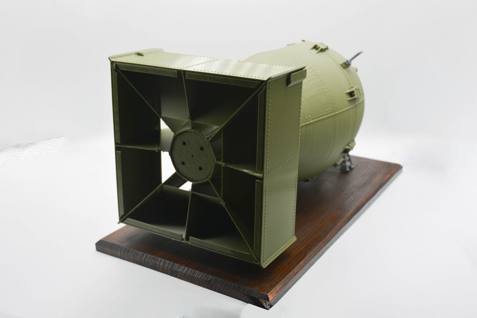 MKIII Atomic Bomb "fat Man" Model 1/8.6 Medium Scale - WW2 US Military ...