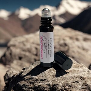 Castor Oil & Frankincense Under Eye Rollerball, Organic Cold Pressed Castor Oil Infused With Max ...