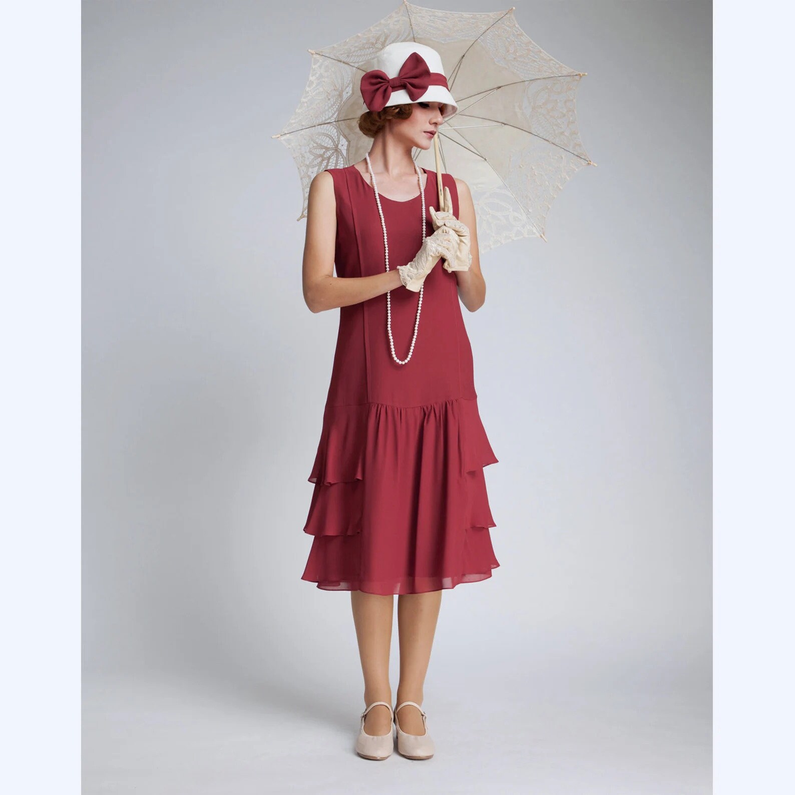 A Simple and Beautiful Cloche Hat in Off-white Cotton and Maroon Red ...