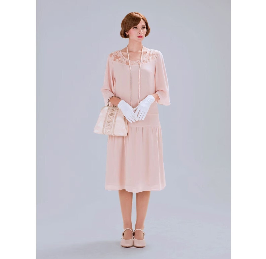 1920s Great Gatsby Day Dress in Nude With Elbow Length Sleeves, 1920s Flapper Daywear, Downton ...