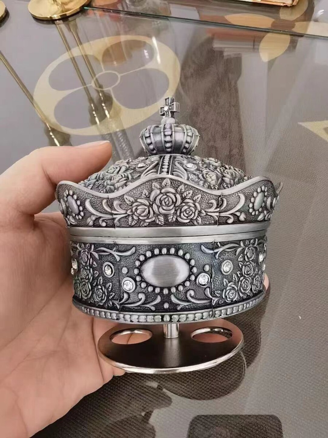 Retro Music Box, Alloy Rose Music Box, Crown Rotating Music Box.(mother ...