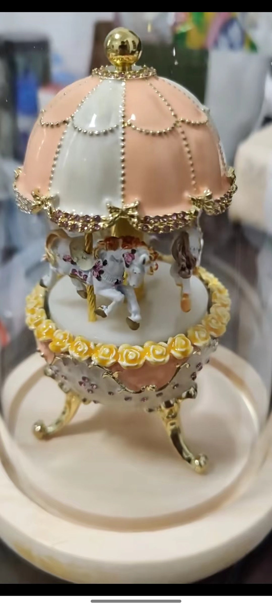 Exquisite Capsule Style Carousel Music Box, Animal Music Box, Retro Art ...