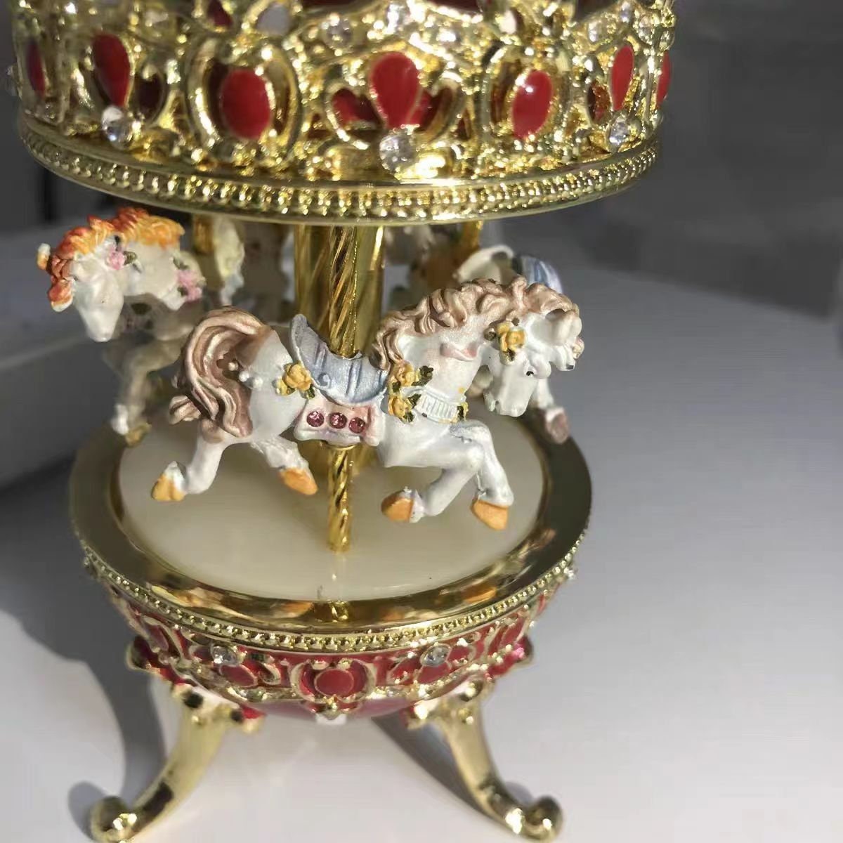Exquisite Capsule Style Carousel Music Box, Animal Music Box, Retro Art ...