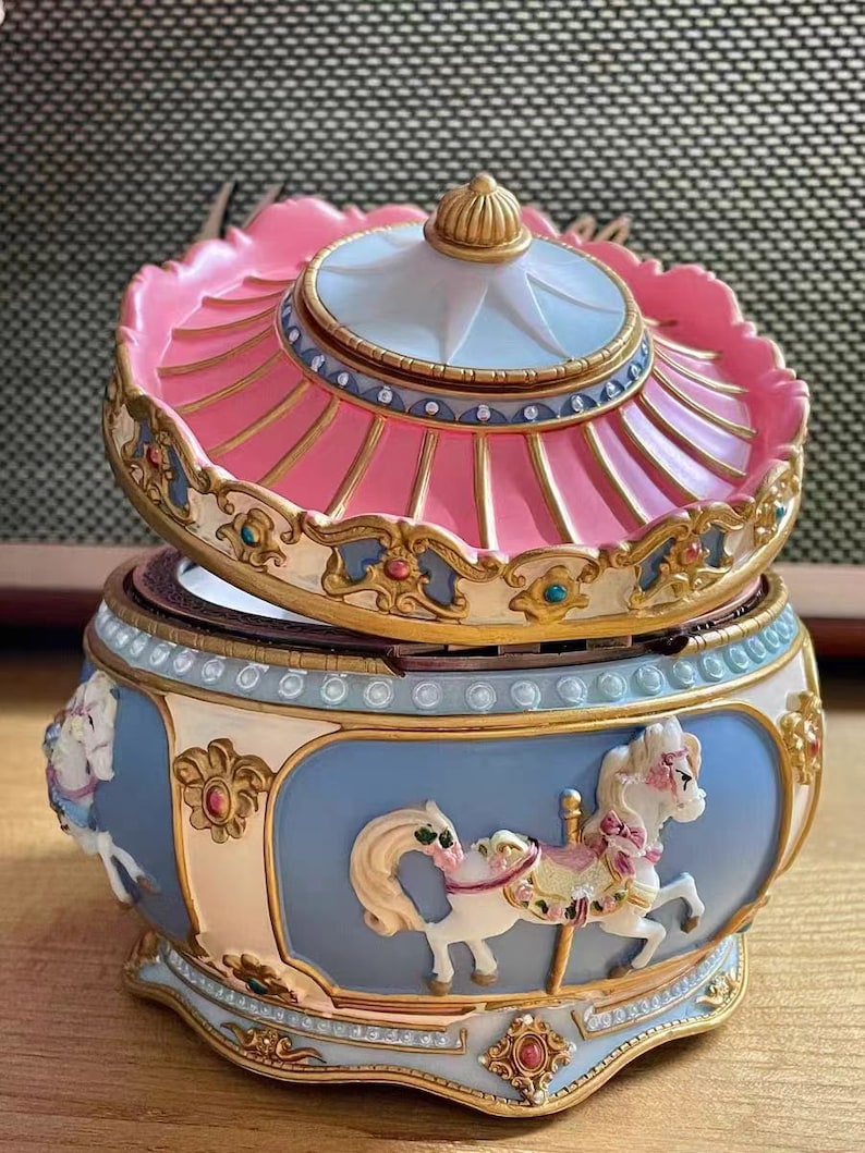 Exquisite Carousel Music Box, Animal Music Box, Retro Carousel Gift ...