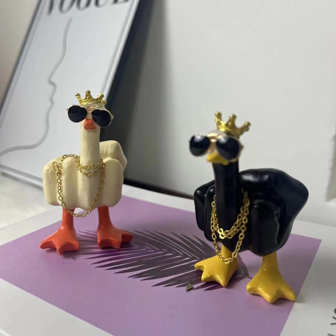 Middle Finger Duck Figurine Funny Finger Duck Statue With Sunglasses ...