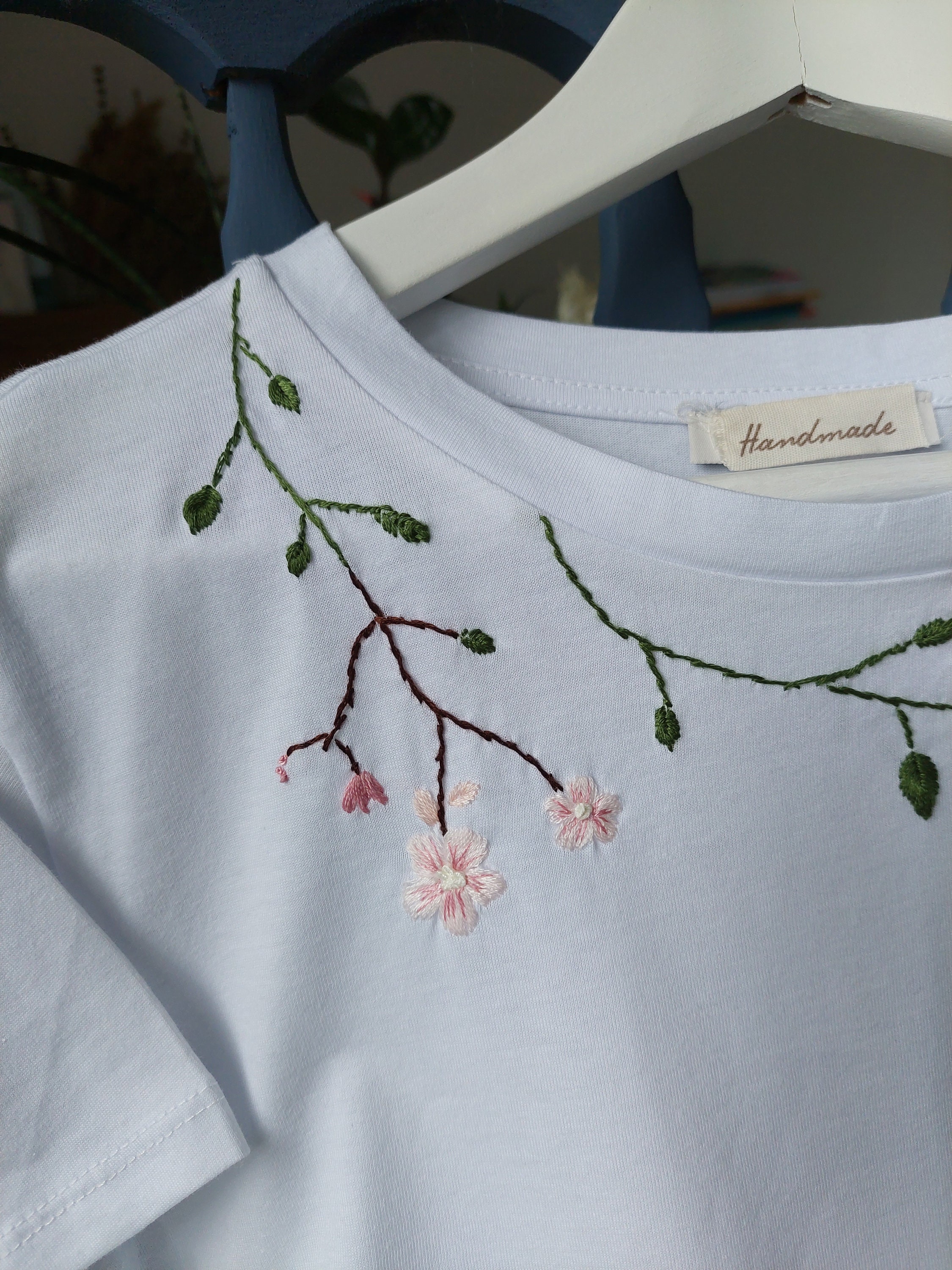 Floral Hand Embroidered Tshirt for Women, Handmade Clothing, Costumized ...