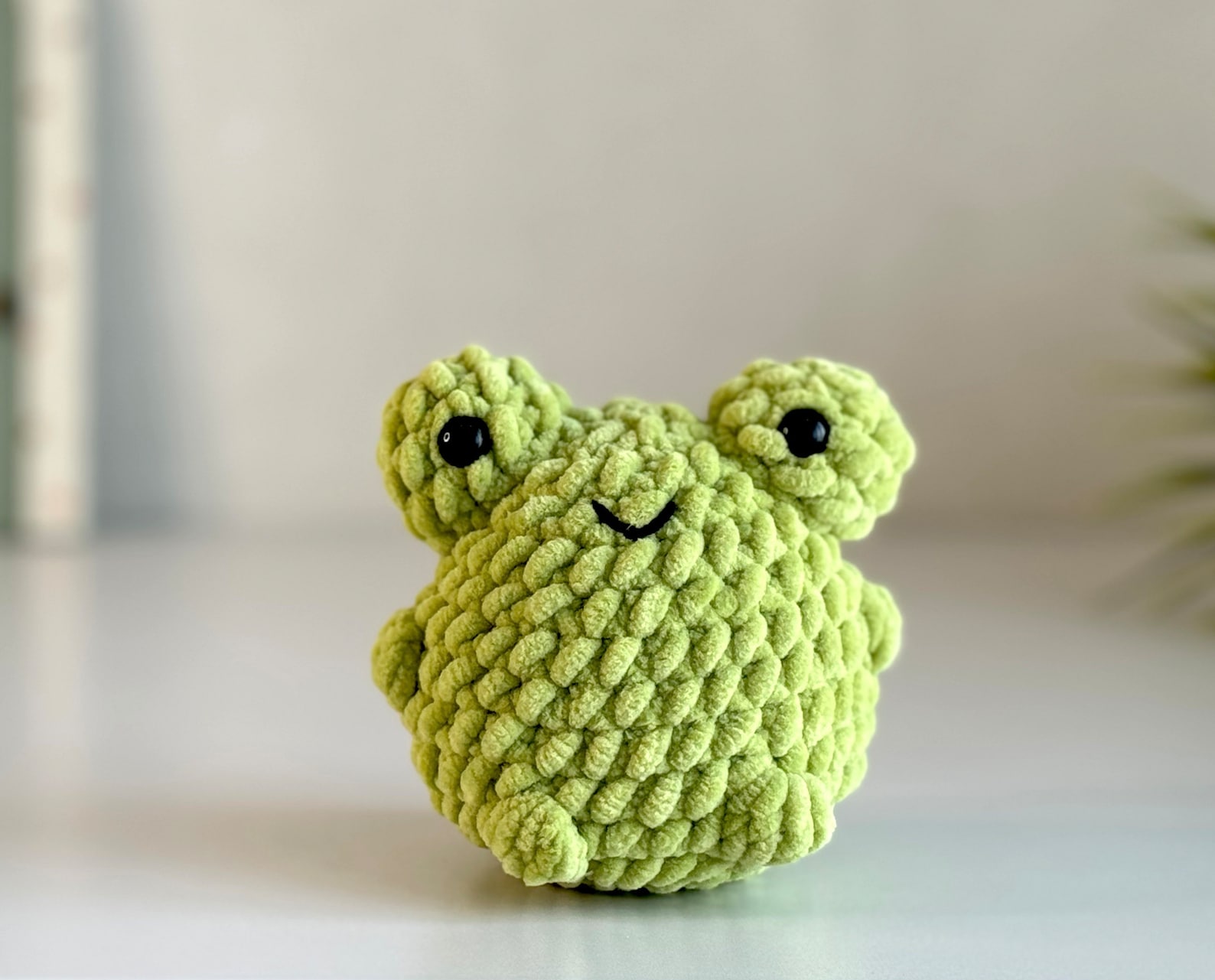 Fred the Frog Crochet Pattern Cute Frog Plushie Pattern Easy Amigurumi ...