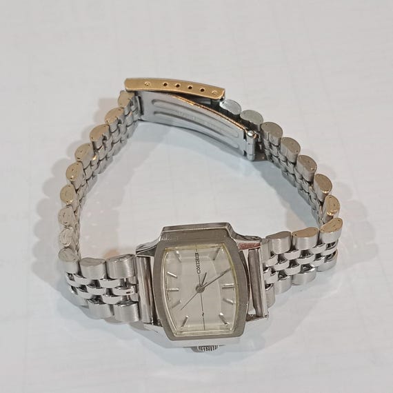 Vintage seiko Women's winding system Watch - Classic … - Gem